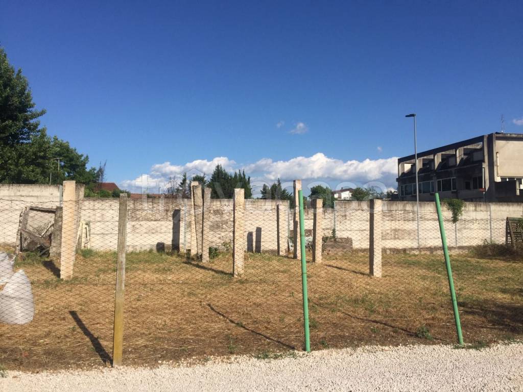 Rustico in vendita a Frosinone